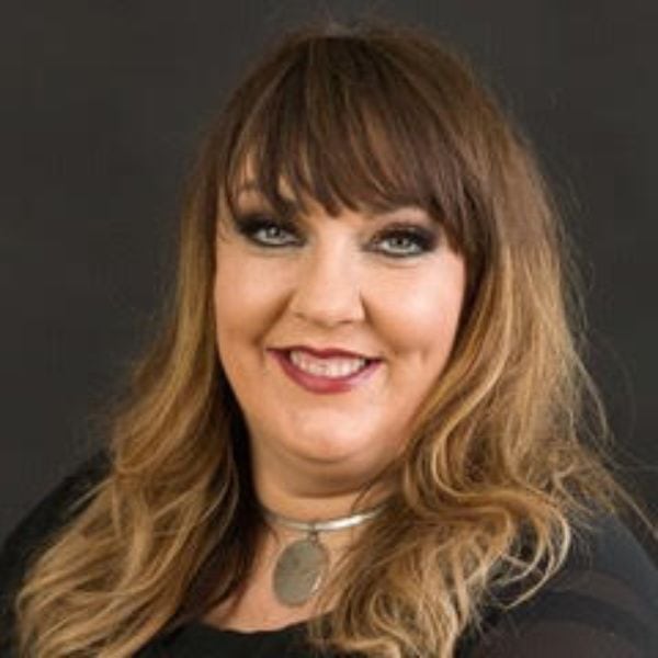 Enhance nail skills with free seminars from IKON.IQ Nails UK educators ...