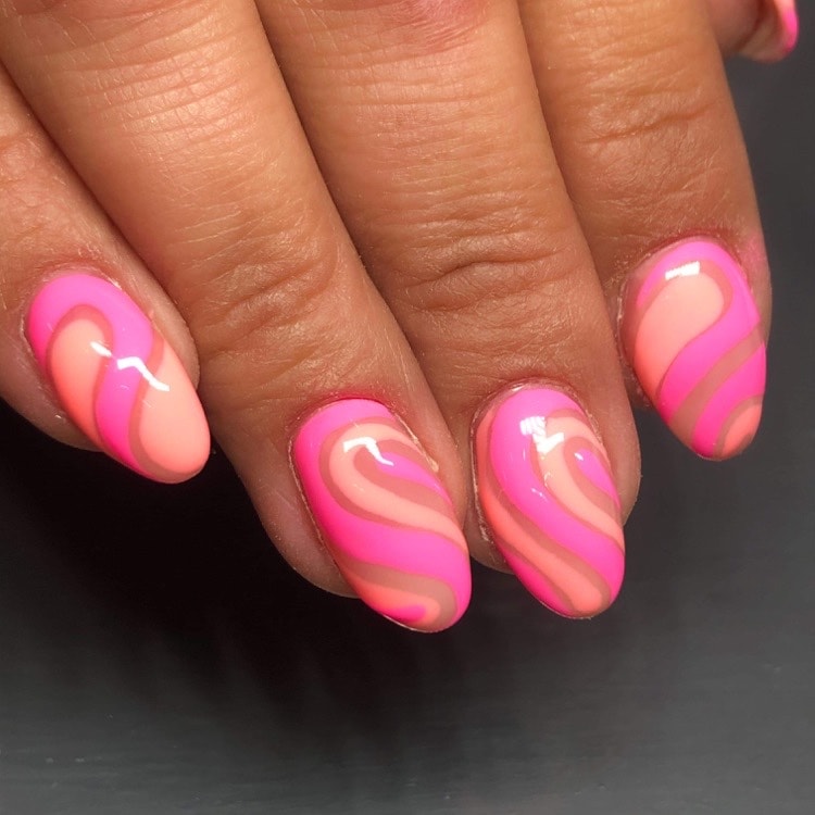 TECH TALK: Georgina Ironside of Ginalicious Nails – Scratch