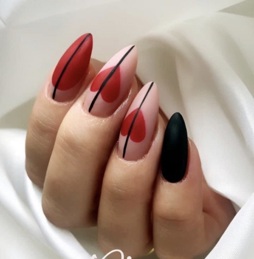 TECH TALK: Rachel Willis of Rachel Willis Nails & Education – Scratch