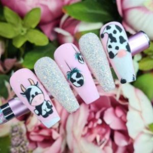 #ShowScratch Creative Challenge: UNDER THE MISTLETOE - Scratch