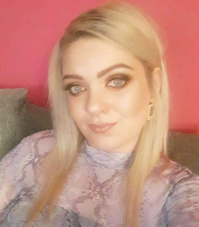 #NowTrending: Stunning snakeskin nails by Shannon Rae Smyth – Scratch