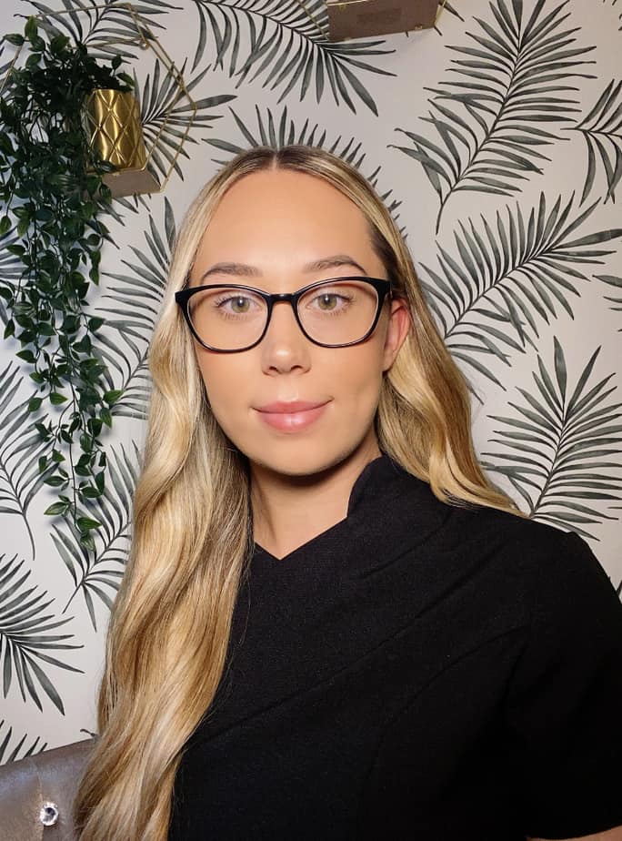 NAIL TECH TALK: Jessica Smith of The Nail Club – Scratch