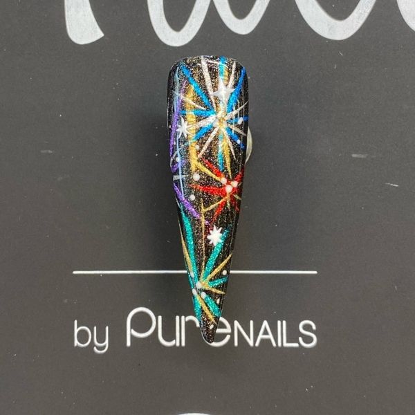 How to paint firework nail art for Bonfire Night – Scratch