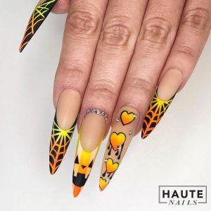 40 fang-tastic French tip nail ideas for Halloween - Scratch