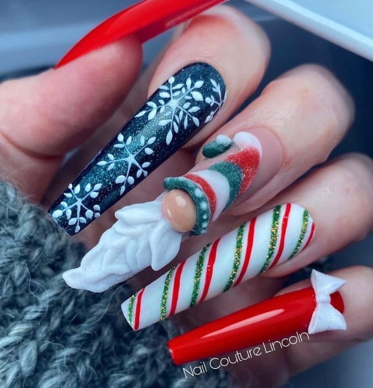 30 adorable Christmas gonk nail ideas you'll want to try - Scratch
