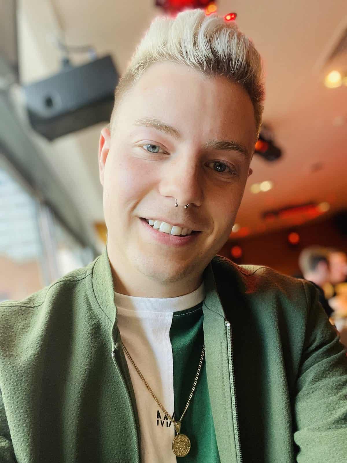 Tech Talk: Birmingham drag queen nail stylist, Anthony Lloyd – Scratch