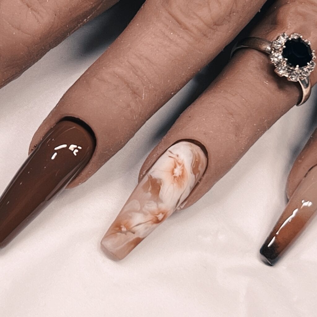 Scratch – The world’s #1 resource for nails