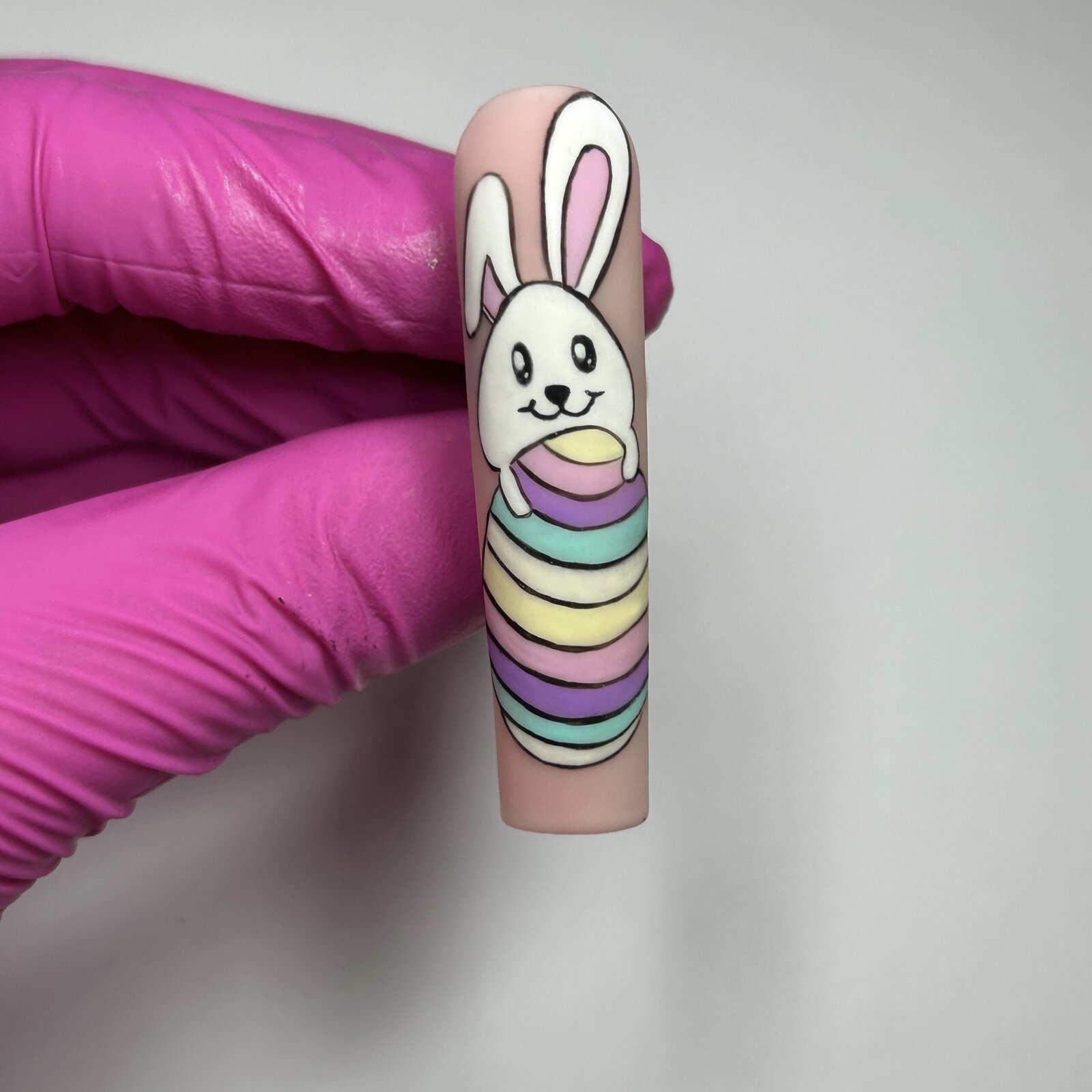 Easter nail tutorial: rabbit nail art in 4 simple steps – Scratch