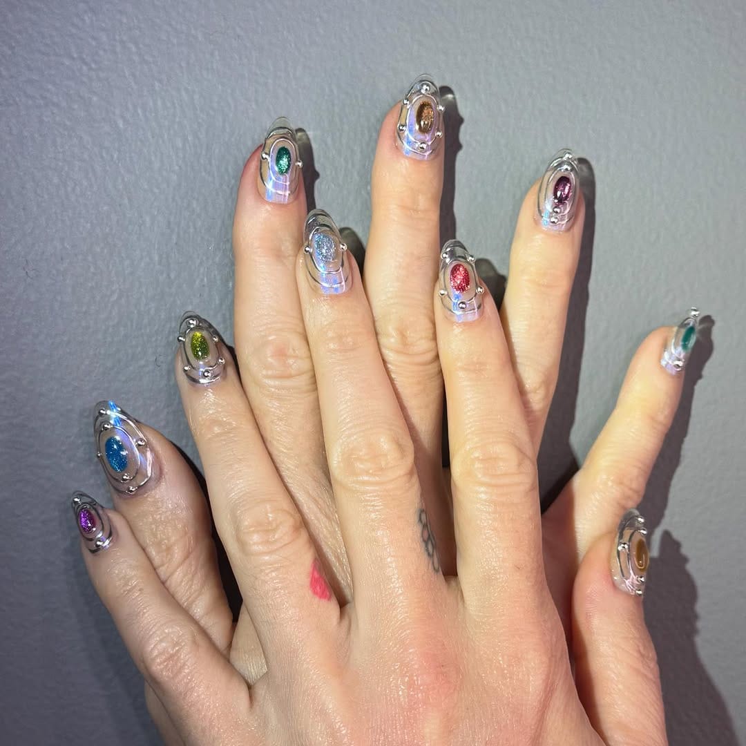 Revealed: Katy Perry’s solar system nails for the Blue Origin space ...
