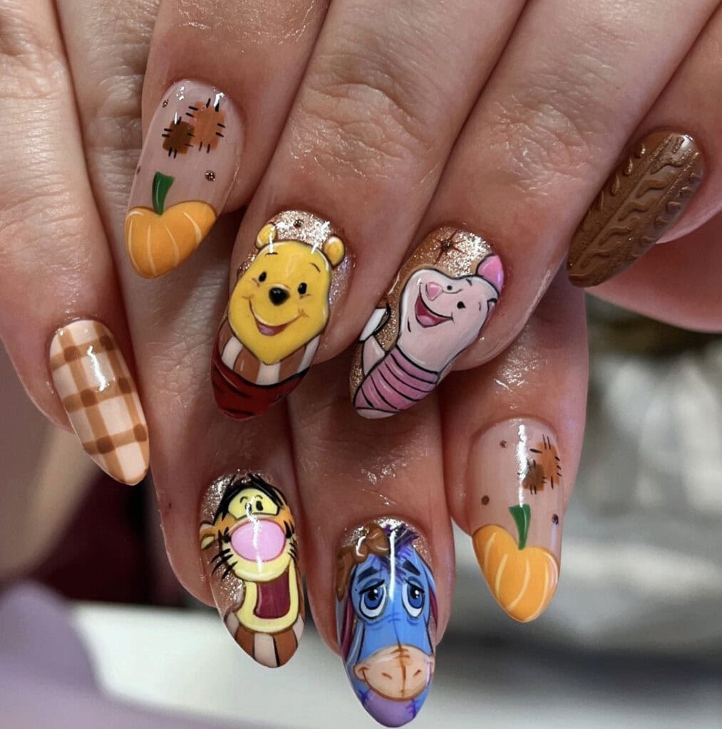 24 Winnie the Pooh nail designs that are sweet as honey - Scratch